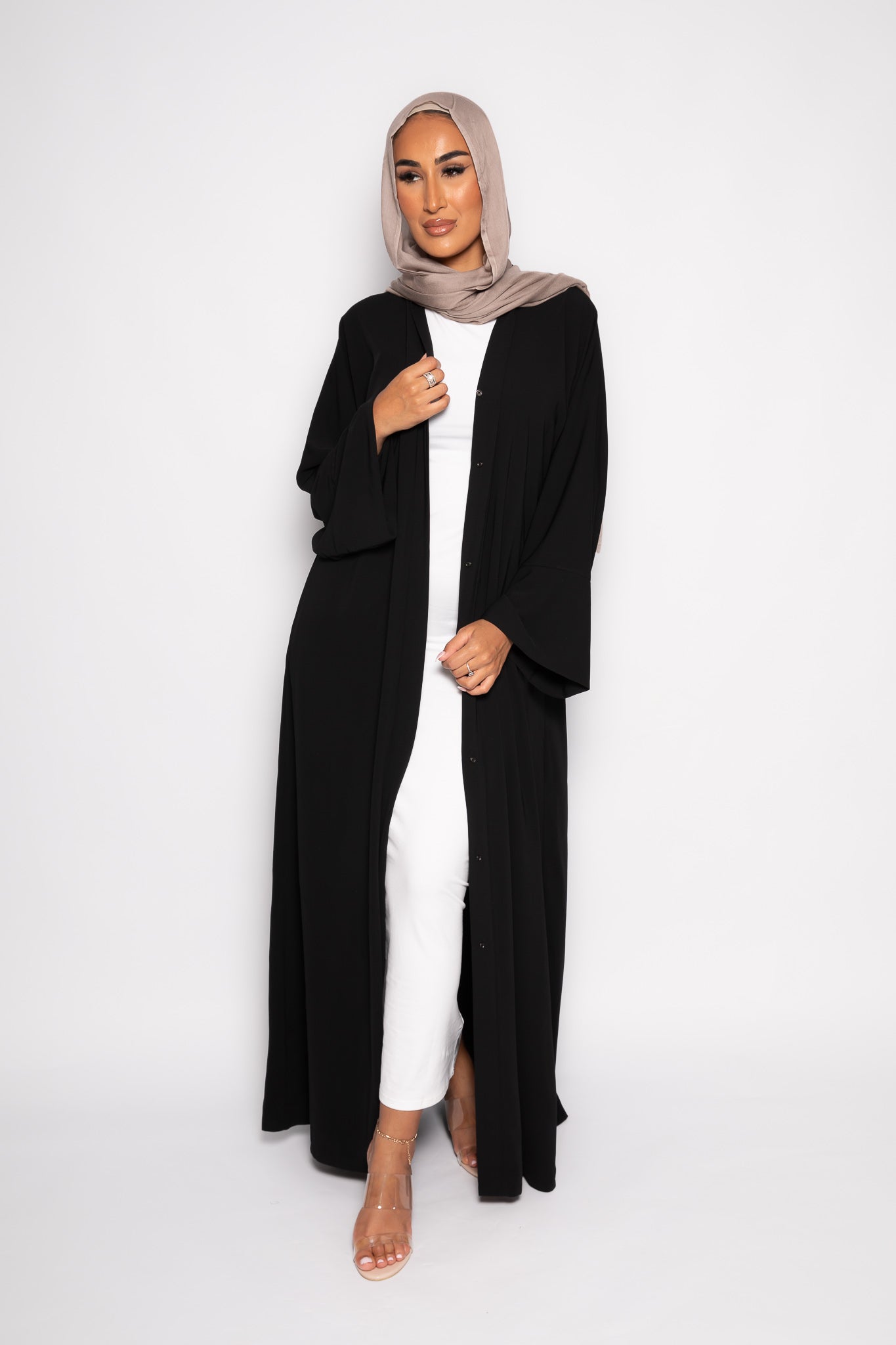 Sayyida open Abaya black – Sayyida Collection